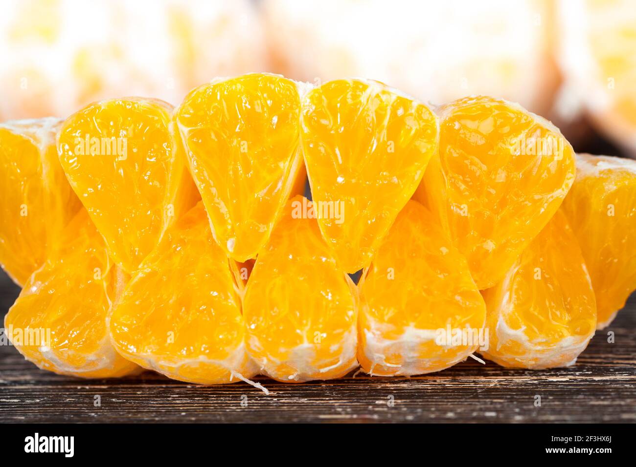 Tangerines juicy fruit slices close hi-res stock photography and images ...