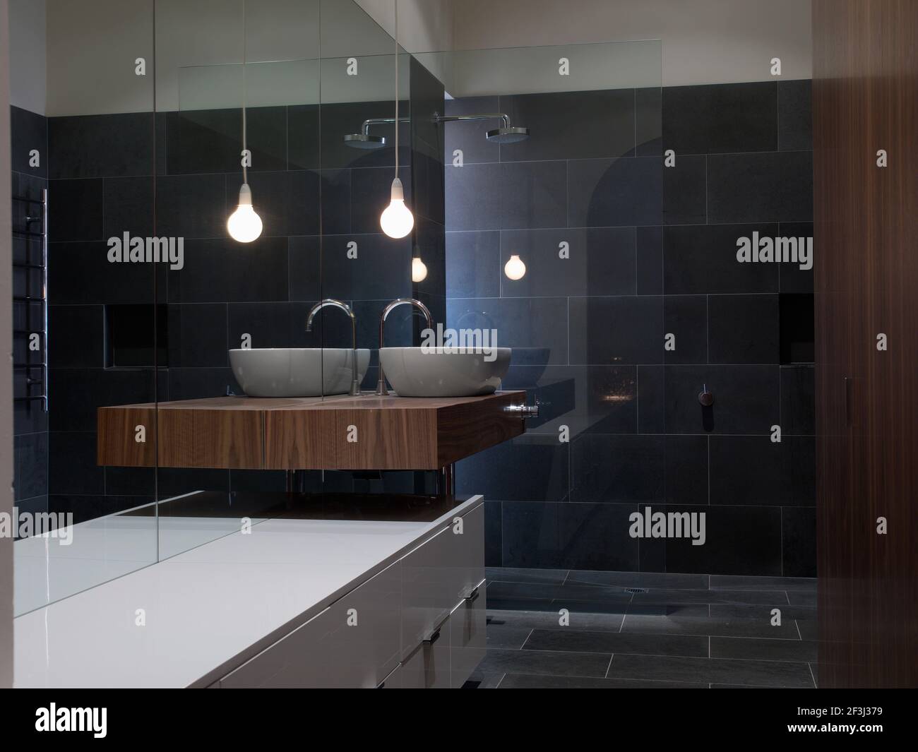 Peter Miglis / Jan Gyrn, Melbourne, Victoria, Australia Stock Photo - Alamy