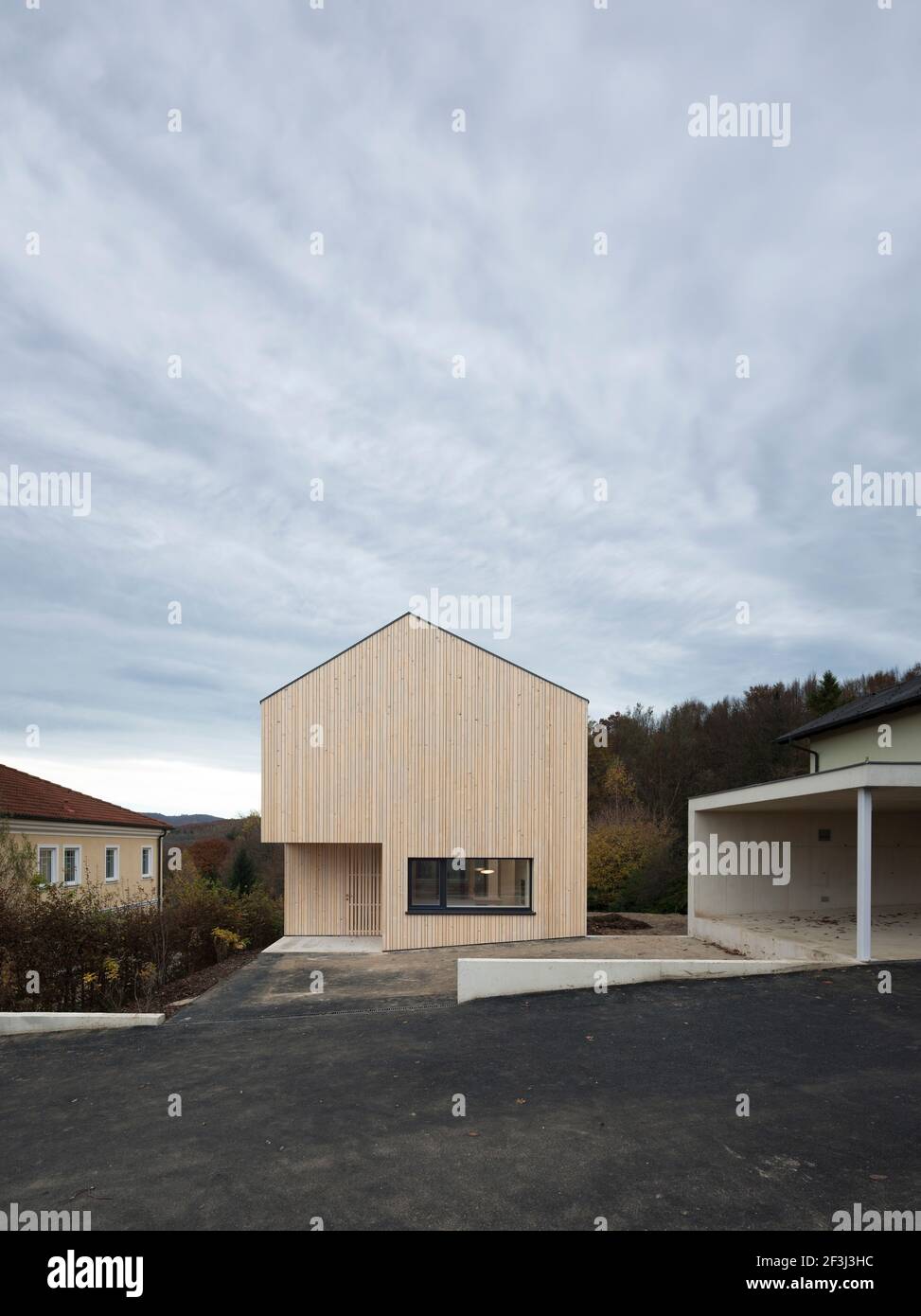 Sunlight House, Vienna Stock Photo - Alamy