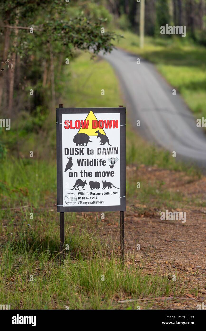 An Australian sign warning drivers to SLOW DOWN between dusk and dawn ...