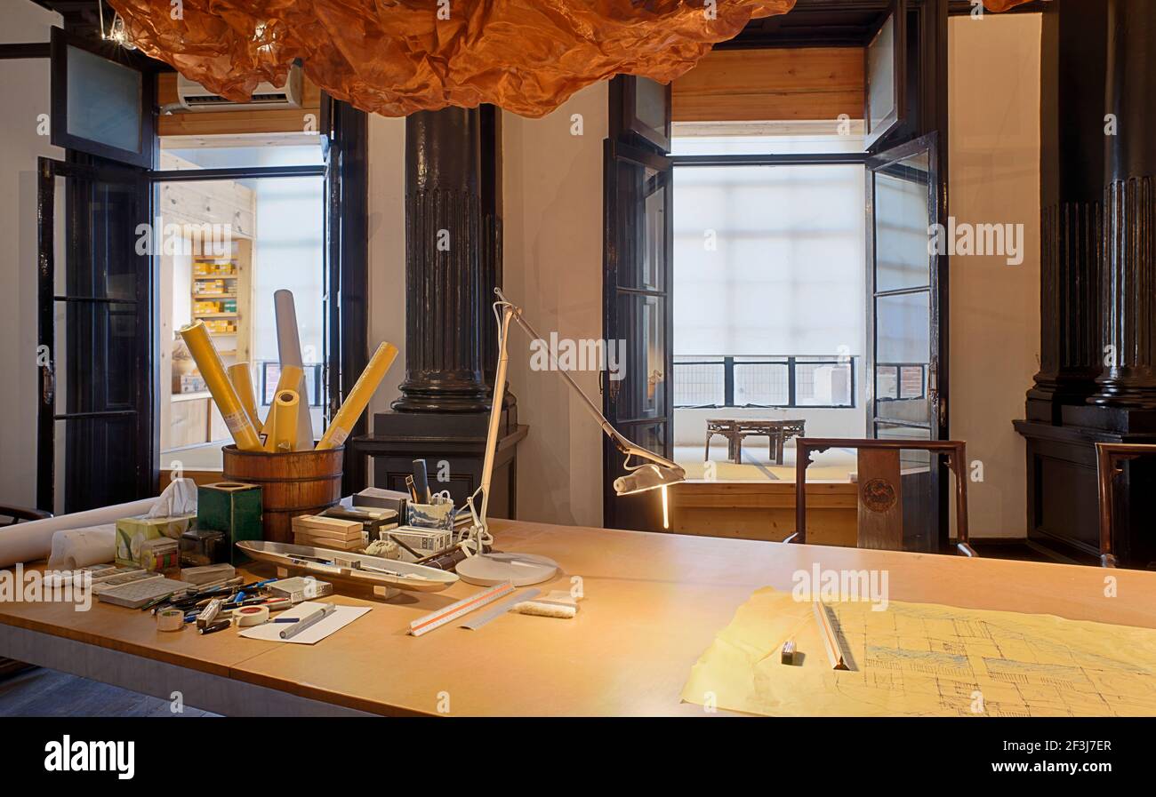 Apartment conversion in the former 1905 Japanese consulate, Shanghai ...