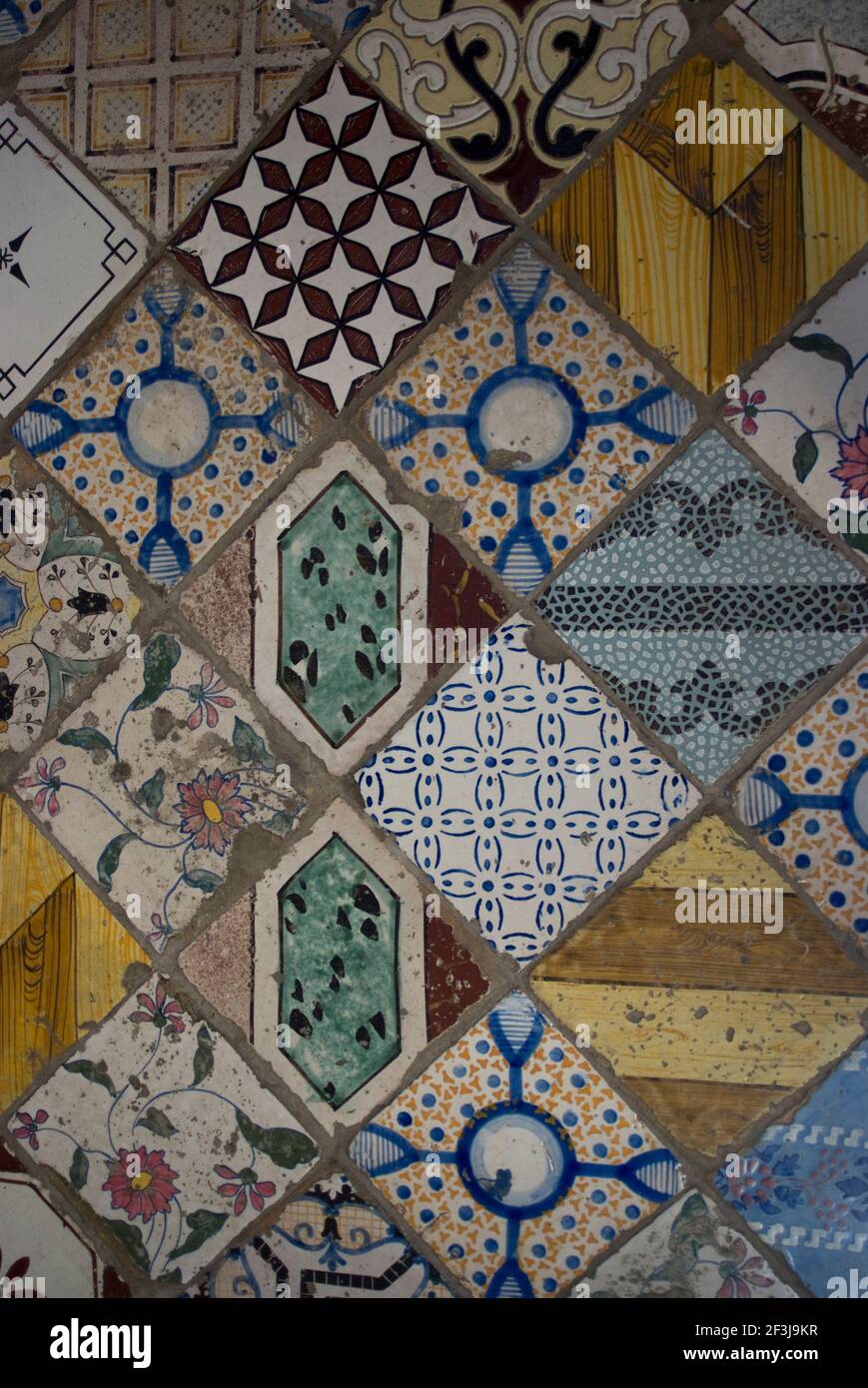 Italian floor tiles hi-res stock photography and images - Alamy