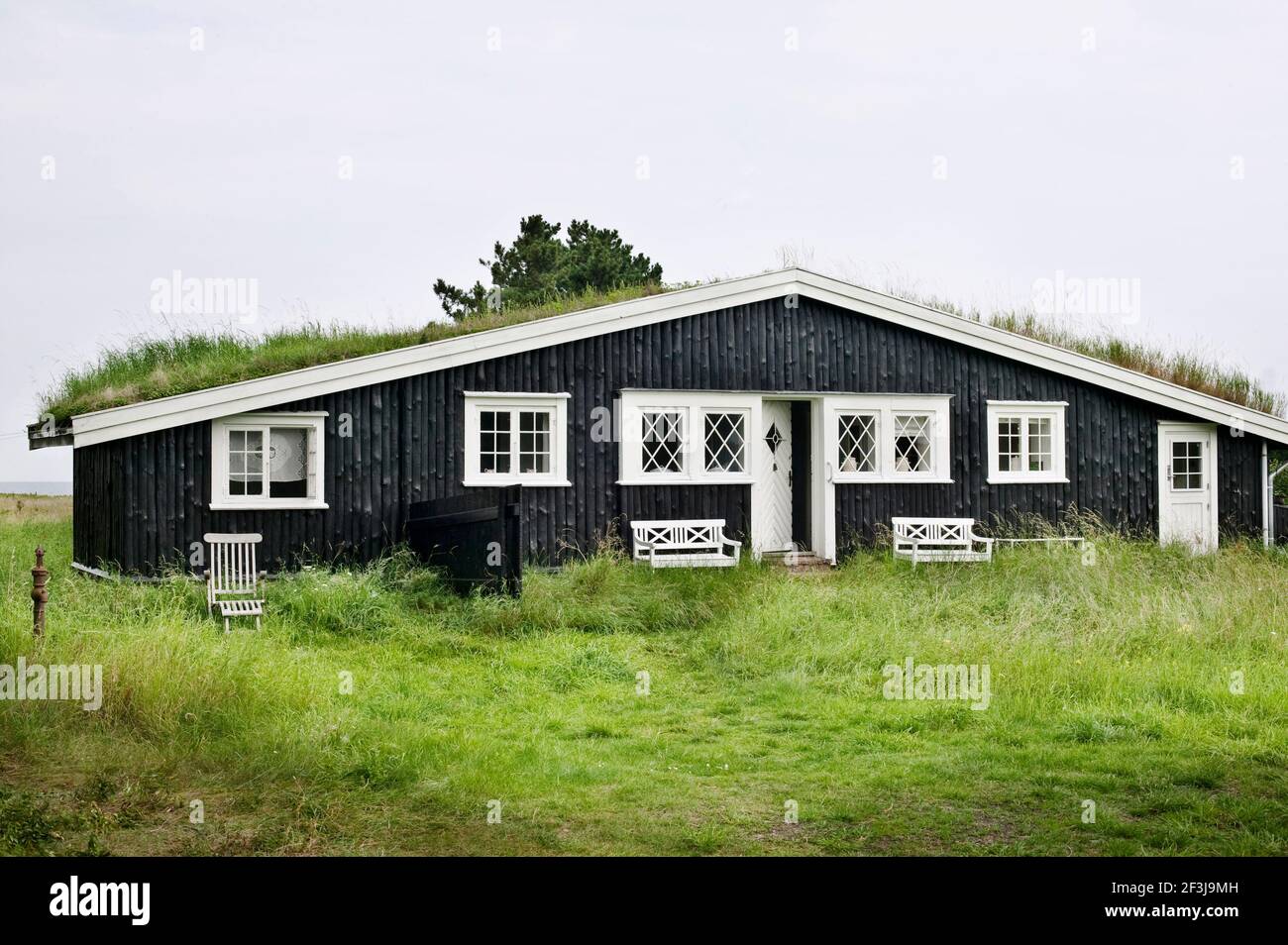Summer cottage of Jes & Wenche Gerlach, North Zealand. Close to the sea ...