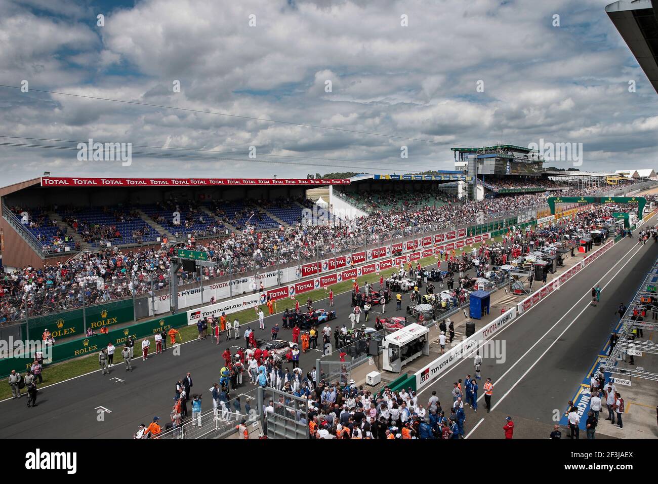Ambiance starting grid during the 2018 Le Mans 24 hours race, from June 16 to 17 at Le Mans ...