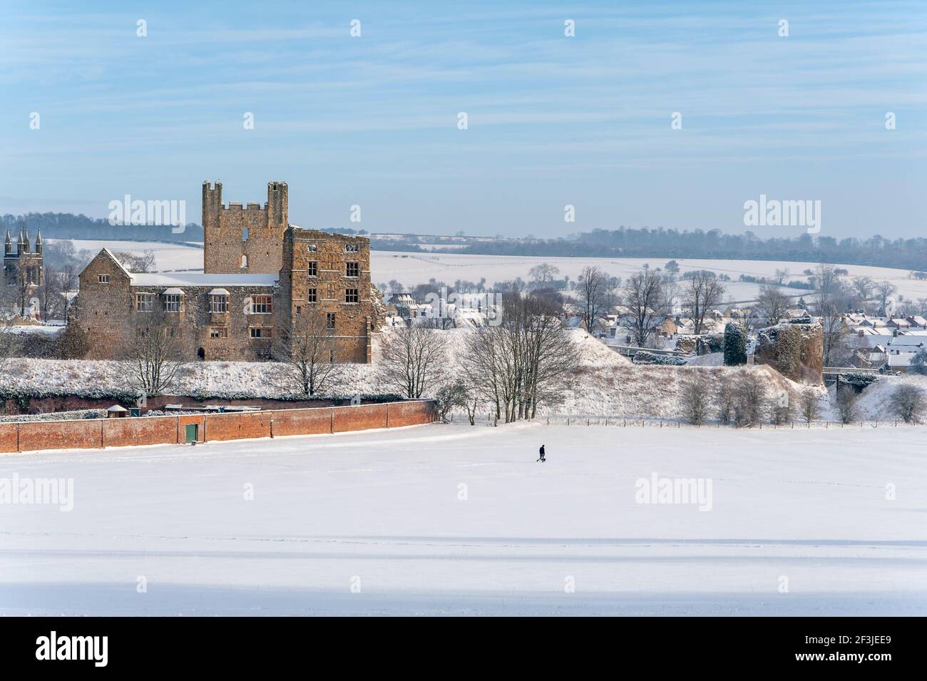 Winter at Helmsley Castle from Duncombe Park Stock Photo - Alamy