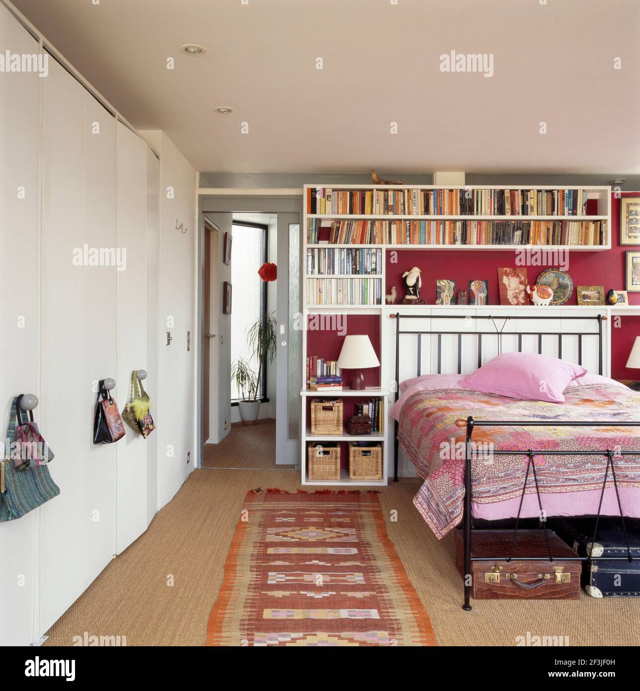 Wardrobes around bed hi-res stock photography and images - Alamy