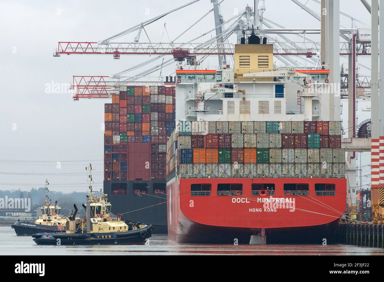 Southampton dock docks port hi-res stock photography and images - Alamy