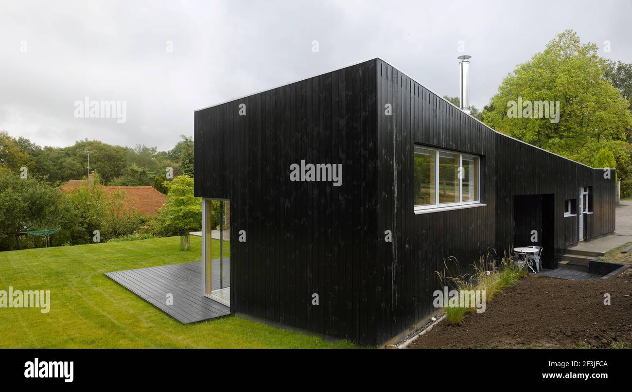 Exterior of Farnham House looking over the garden | Architect: Paul ...