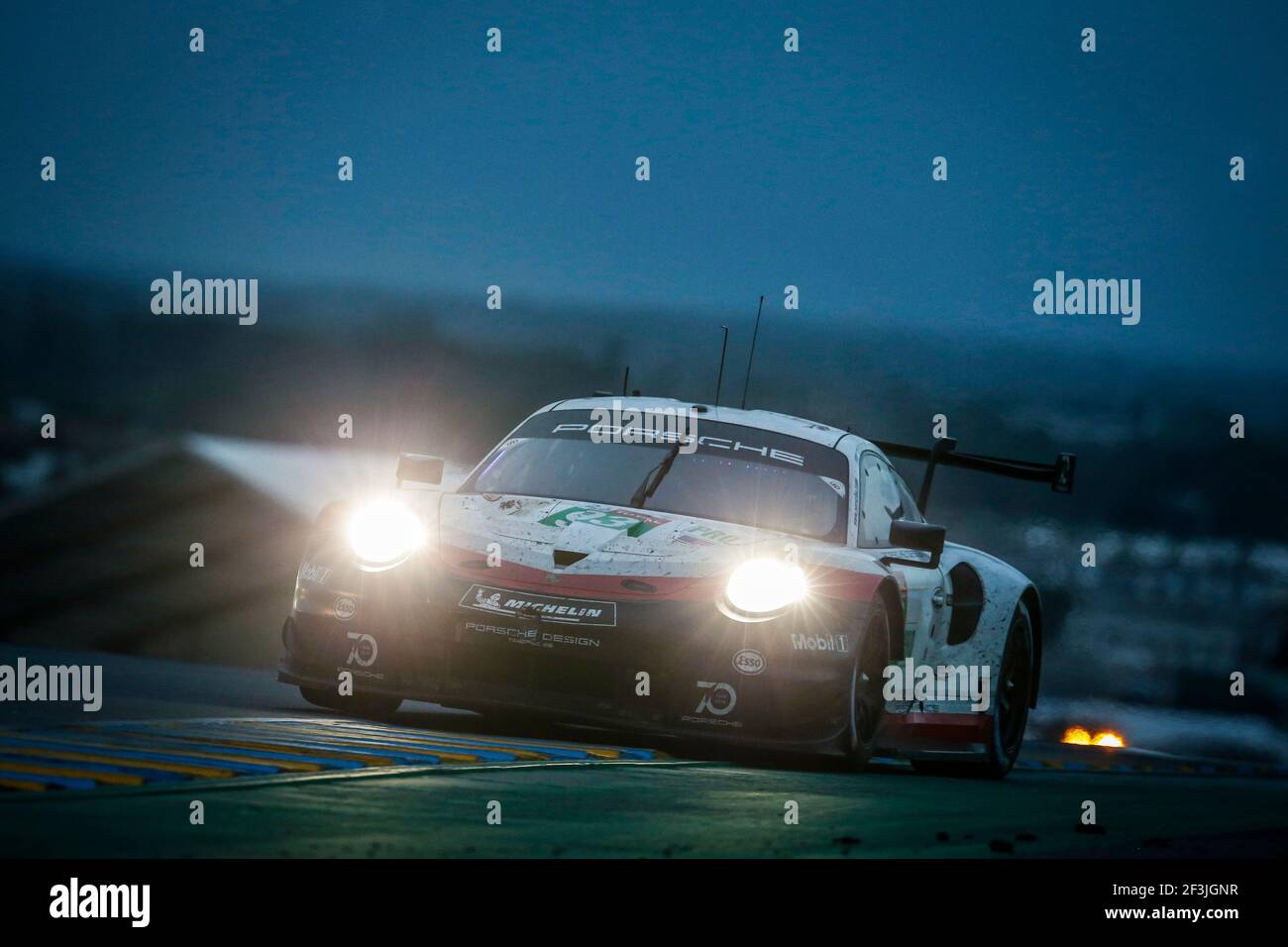 93 PILET Patrick (fra), TANDY Nick (gbr), BAMBER Earl (nzl), Porsche ...