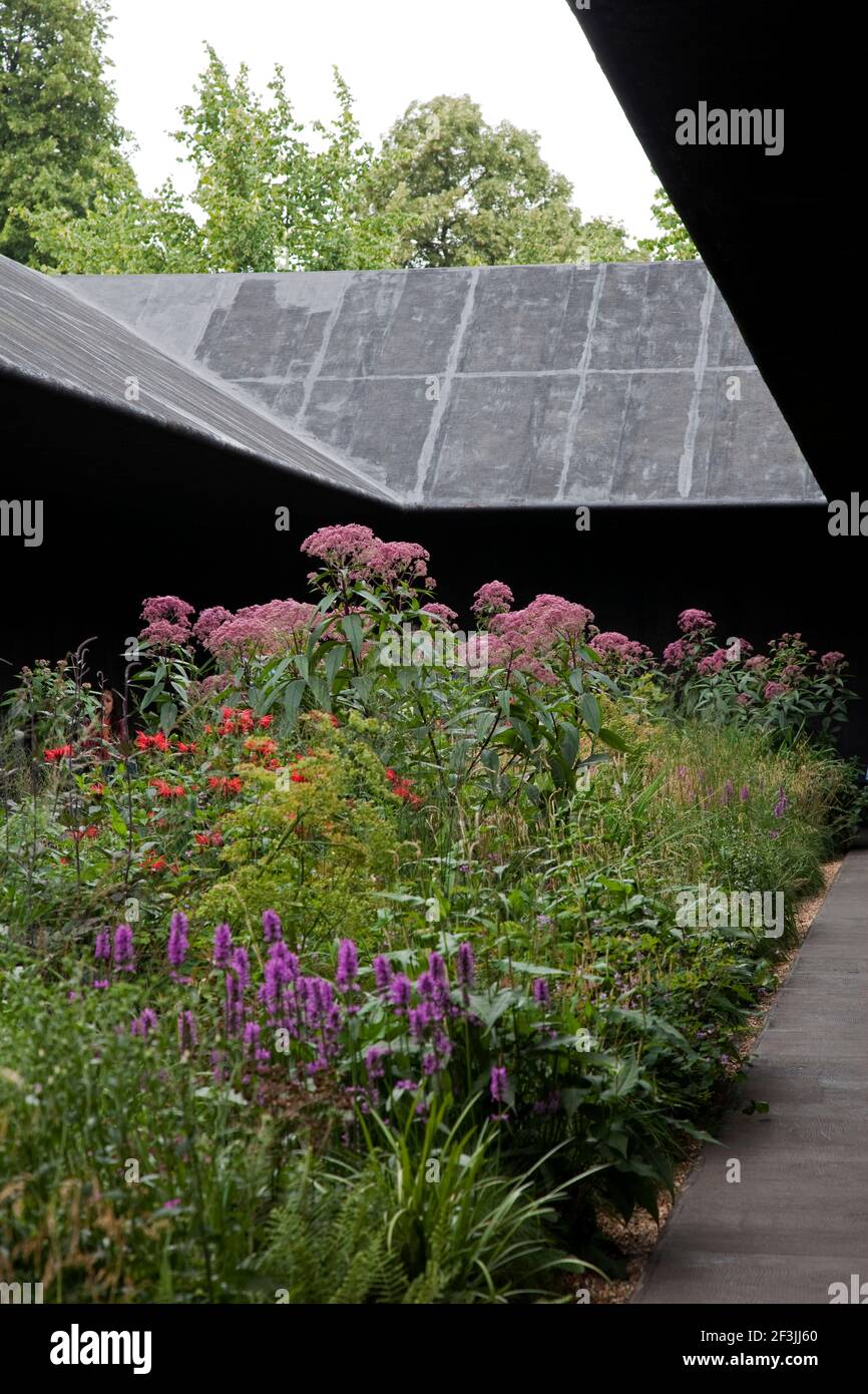Serpentine Pavilion 2011, Hyde Park, London. Flower border Planting by ...