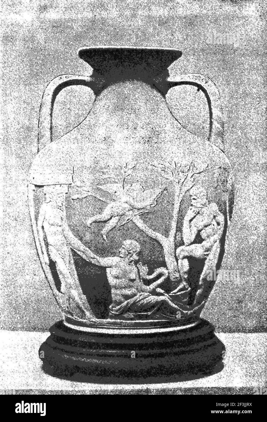 Portland vase hi-res stock photography and images - Alamy