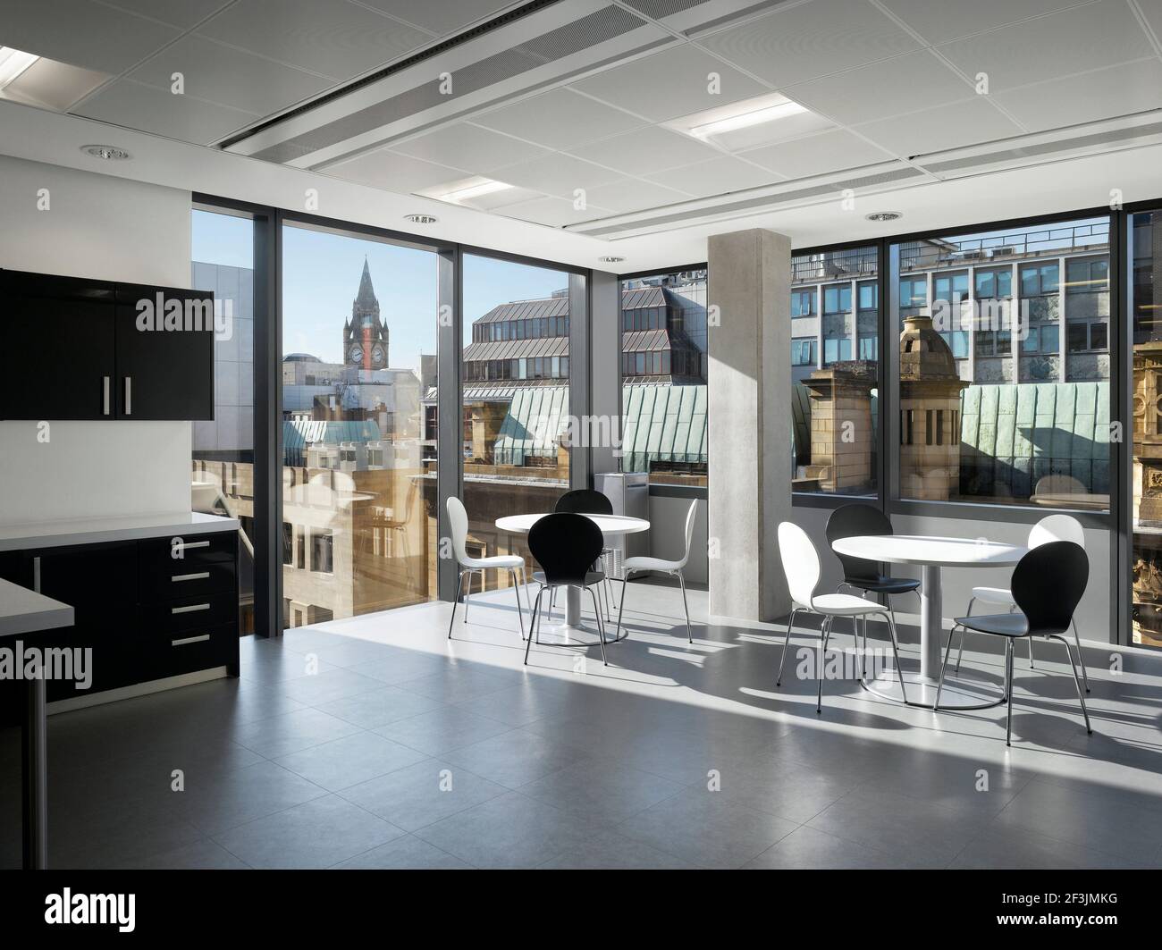 Manchester circular building hi-res stock photography and images - Alamy