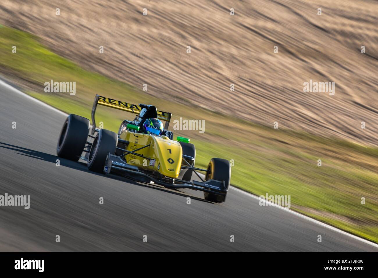 01 FEWTRELL Max (gbr), FR 2.0 Eurocup Renault team R-Ace GP, action ...