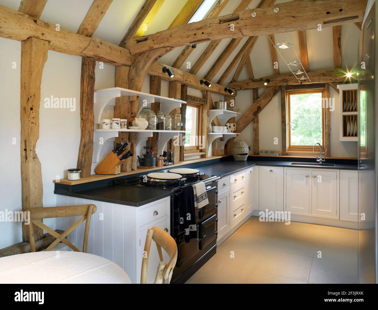 Exposed beams in barn hi-res stock photography and images - Alamy