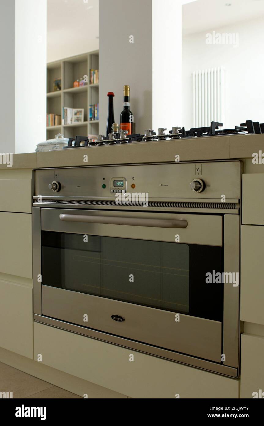 Integral appliance hi-res stock photography and images - Alamy