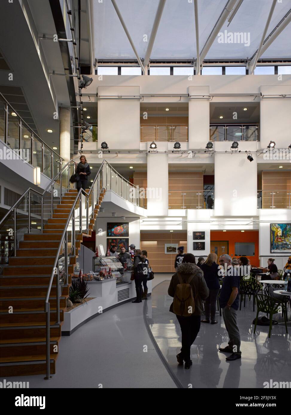 Middlesex University Arts and Media Building Stock Photo - Alamy