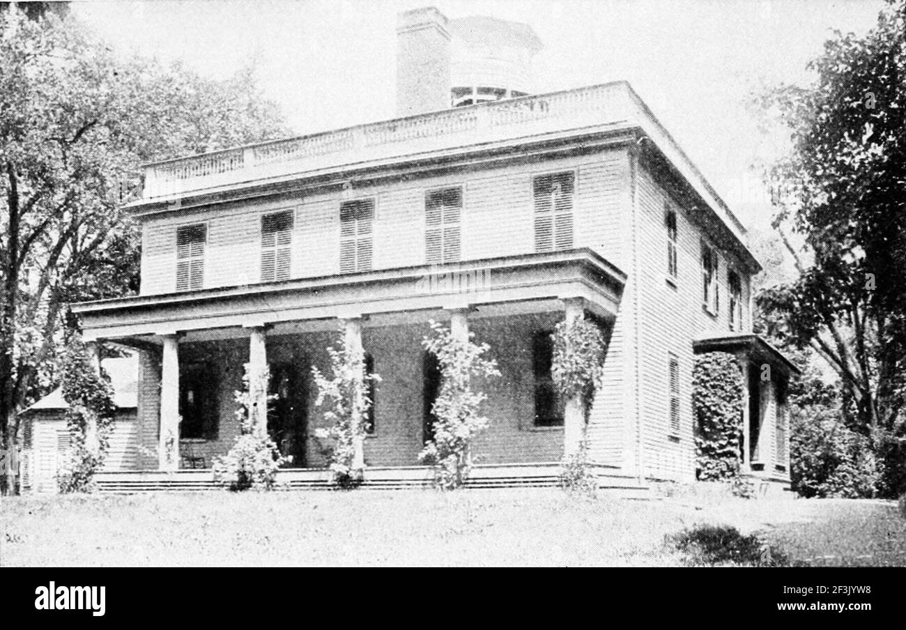 Harvard house Black and White Stock Photos & Images - Alamy