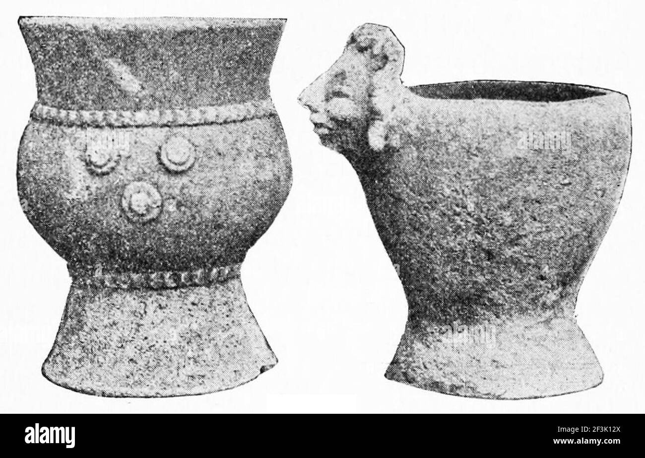 Pottery from palenque Stock Photo - Alamy