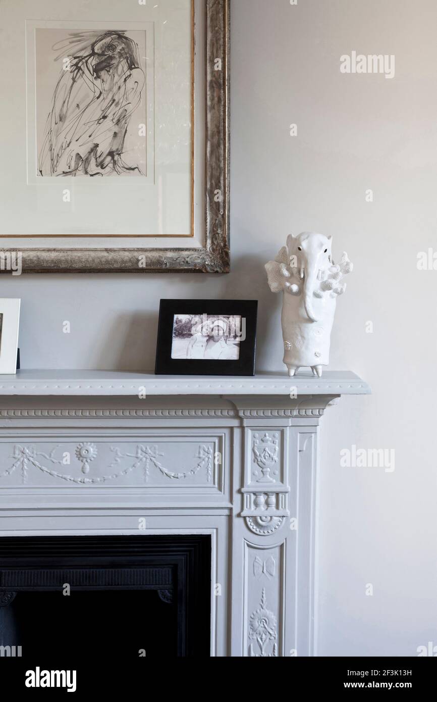Ornate fireplace hi-res stock photography and images - Alamy