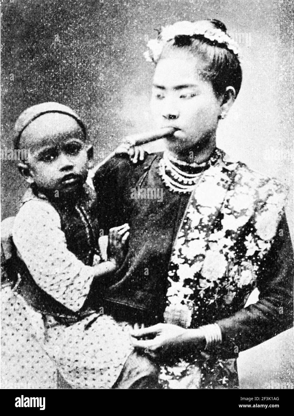 A burmese mother and her child Stock Photo - Alamy