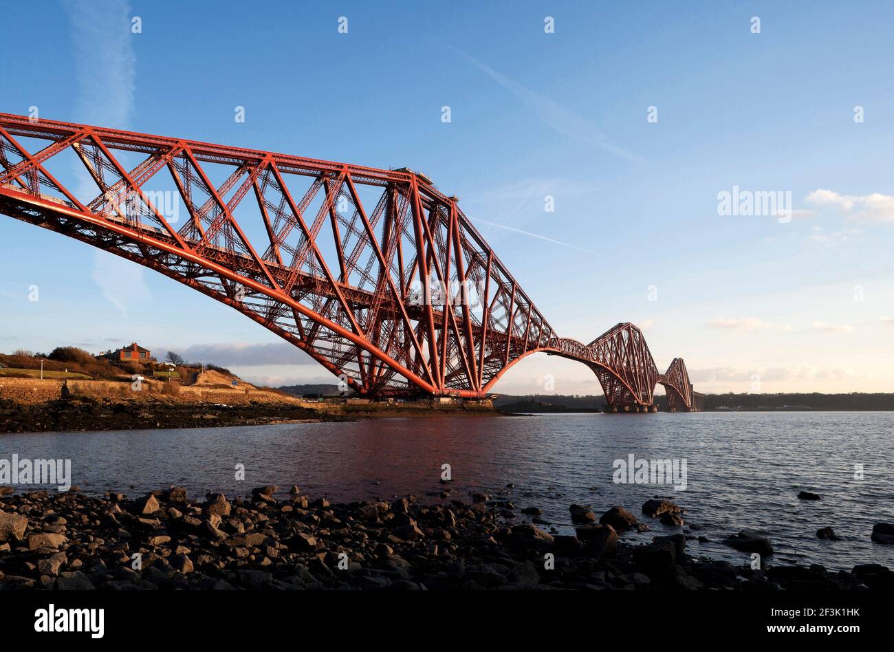 Rail bridge edinburgh hi-res stock photography and images - Alamy