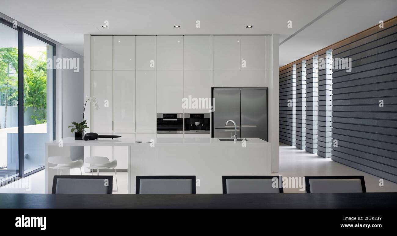 Modern white kitchen, 9 Ridout Rd, Singapore Stock Photo - Alamy