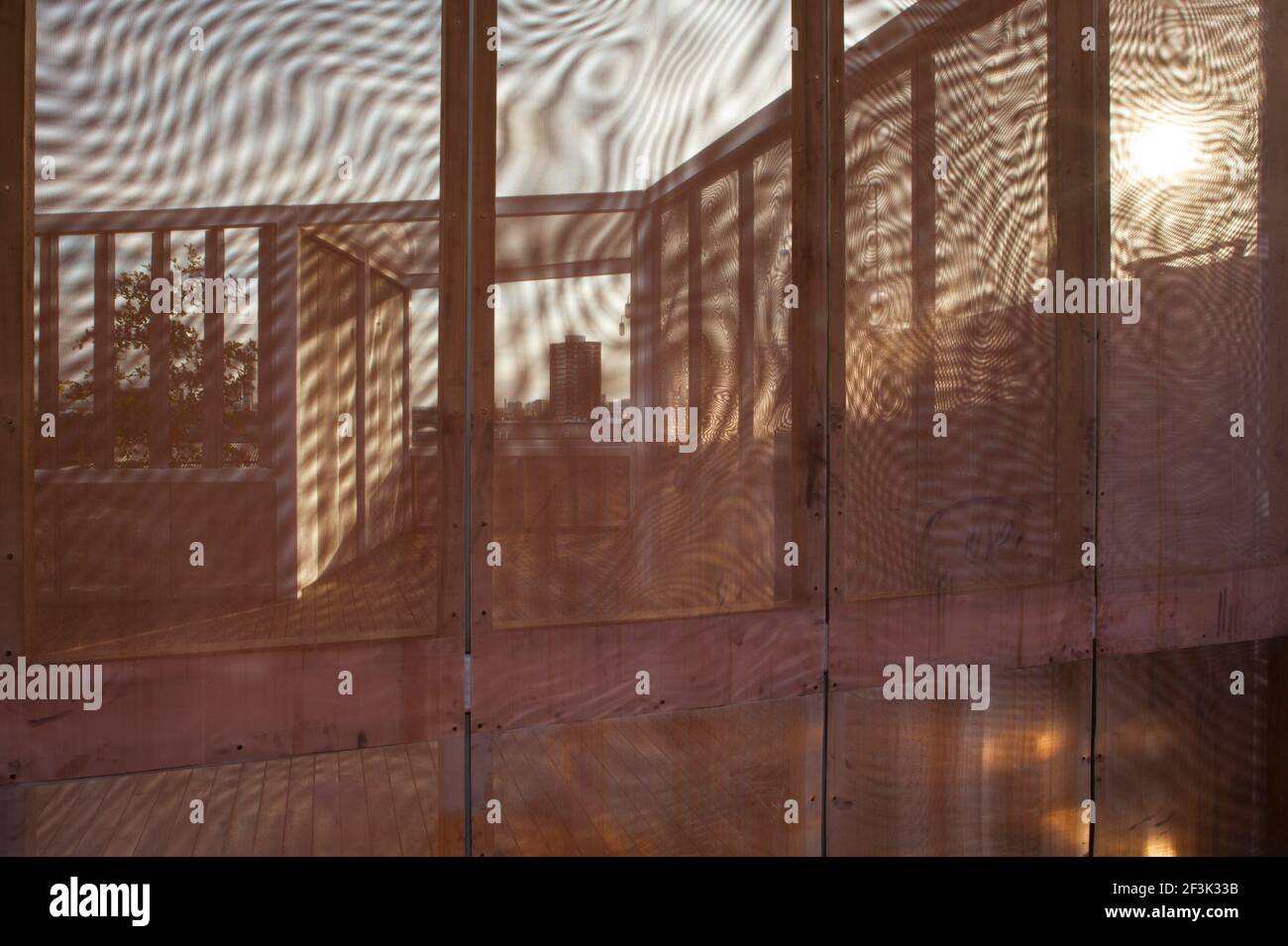 Copper mesh hi-res stock photography and images - Alamy