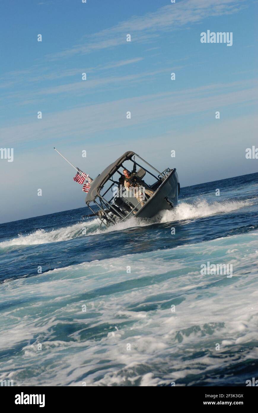 PSU 307 Boat Ops . U.S military Stock Photo - Alamy