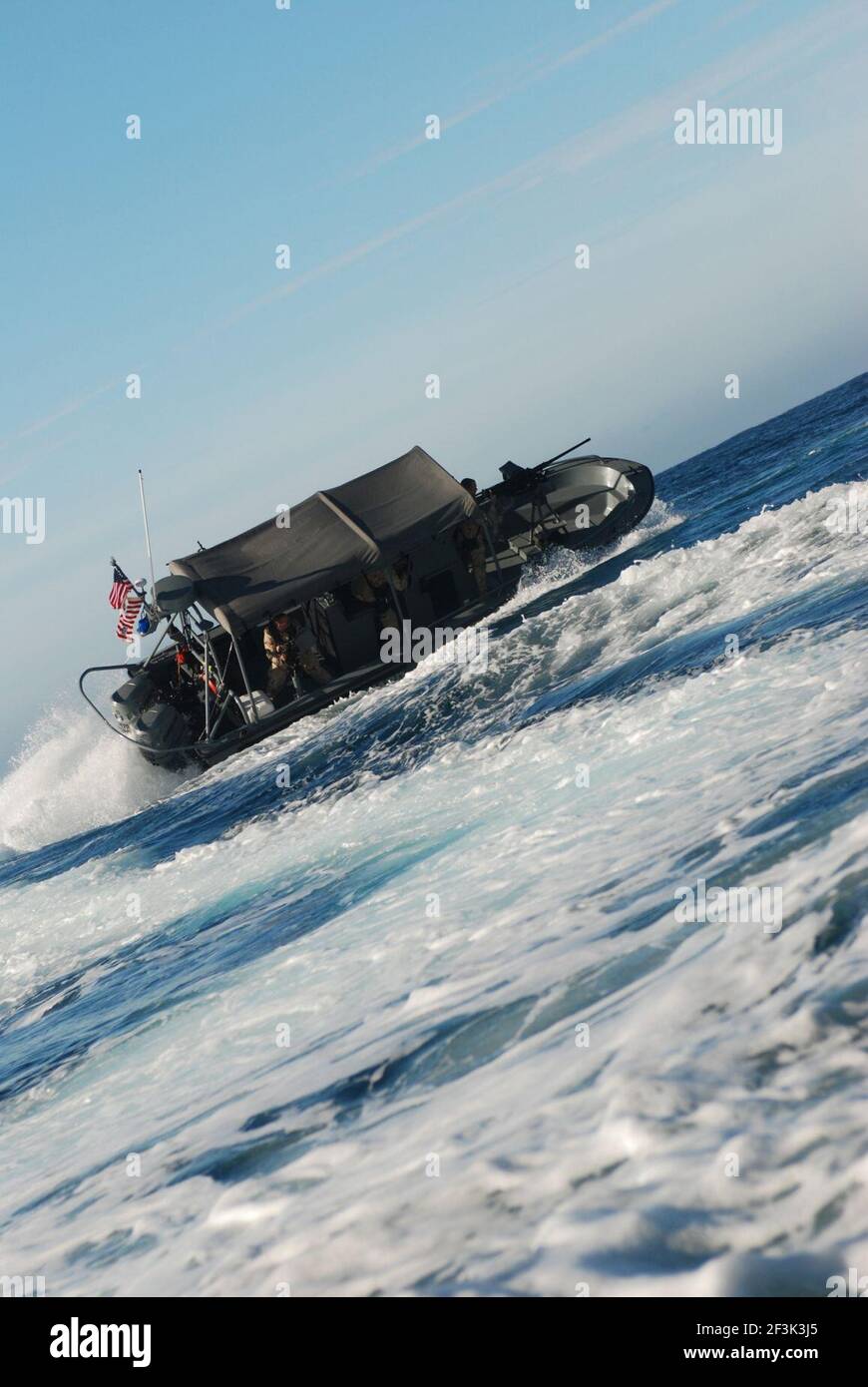 PSU 307 Boat Ops . U.S military Stock Photo - Alamy