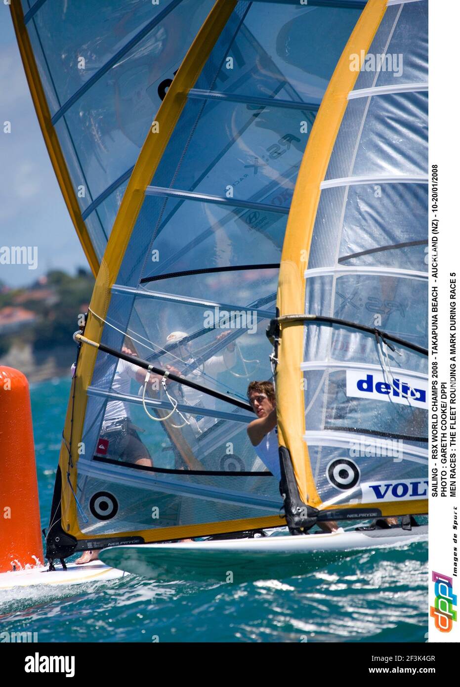 Rounding the mark hi-res stock photography and images - Alamy