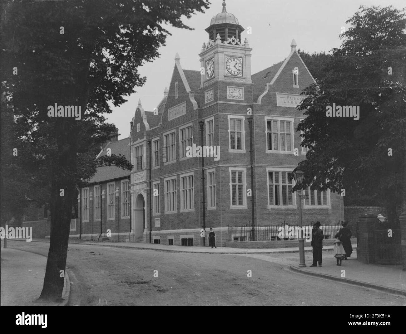 Public Library, Penarth (4641568 Stock Photo - Alamy
