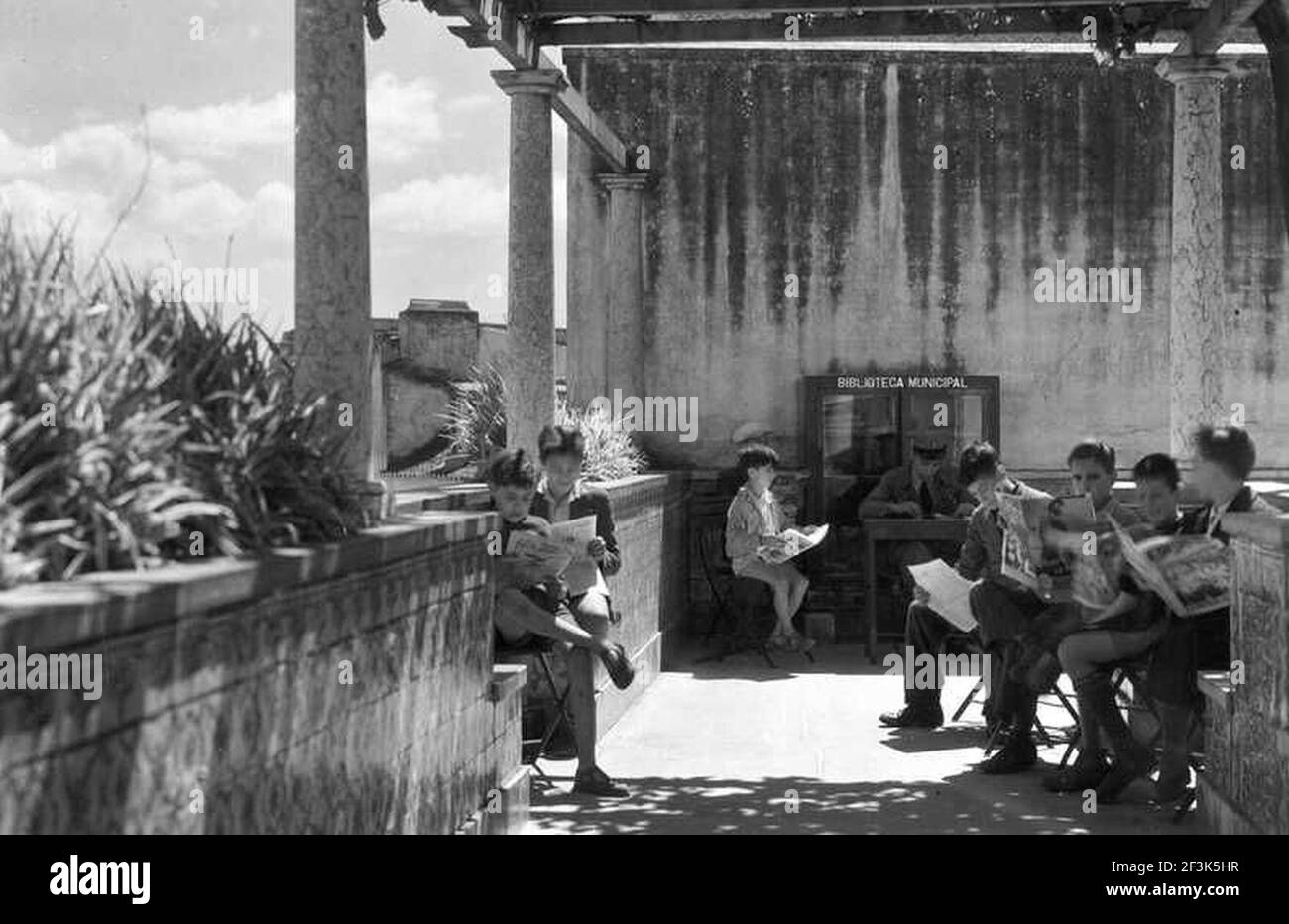 Lisbon public library hi-res stock photography and images - Alamy