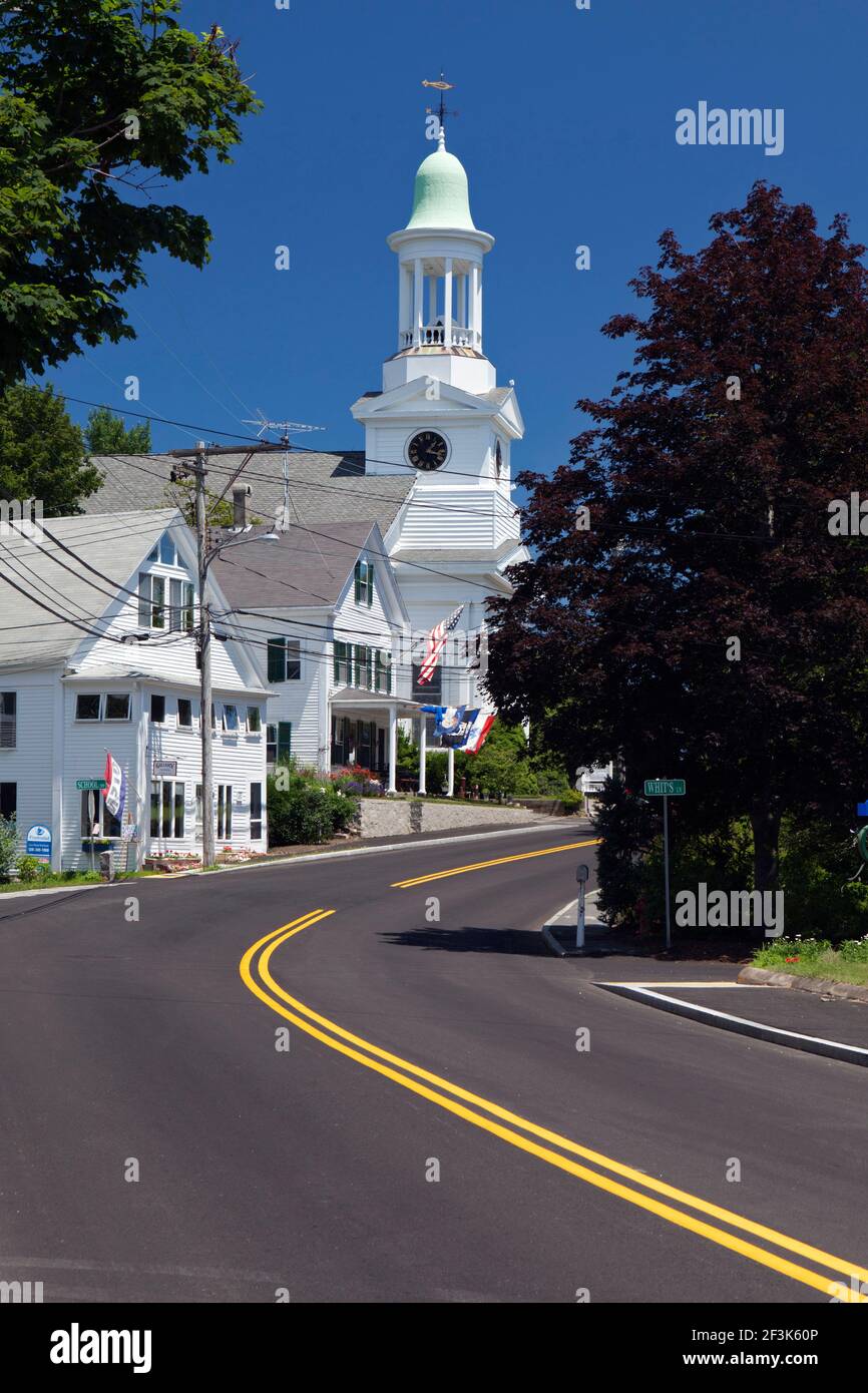 Wellfleet village cape cod road hi-res stock photography and images - Alamy