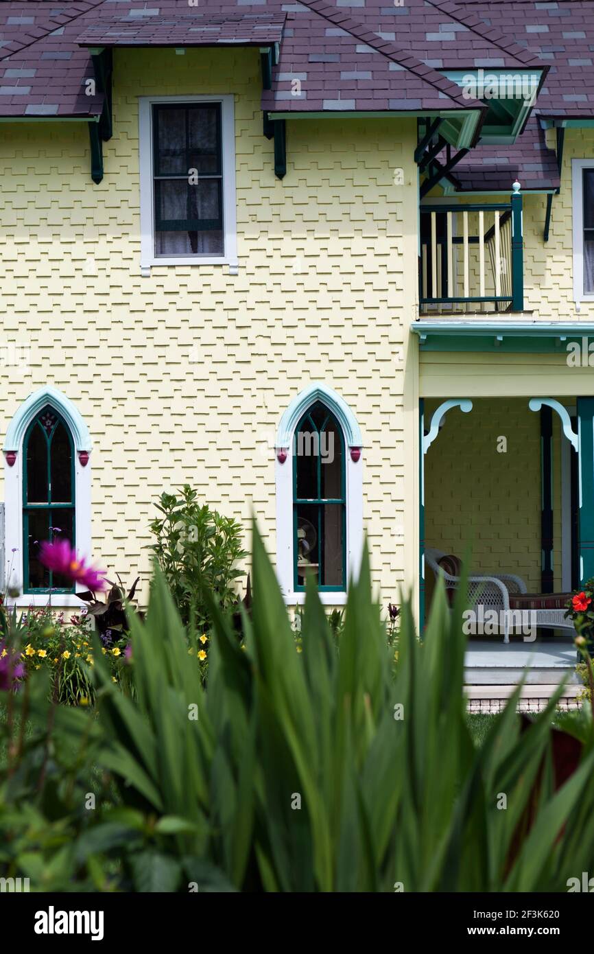 Corner elevation detail of a Carpenter Gothic (Gingerbread) house Oak ...