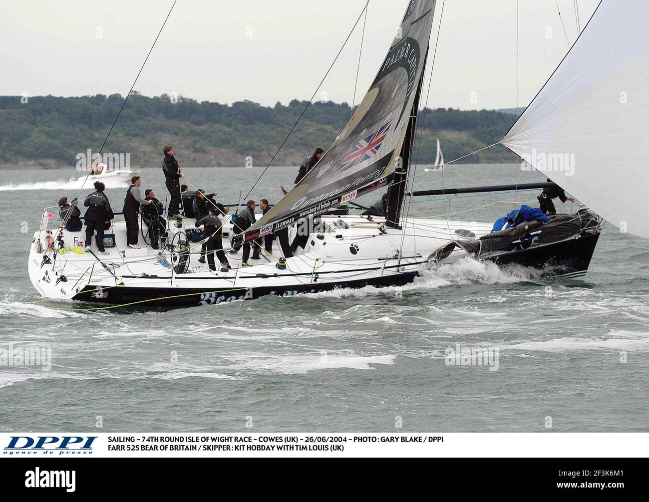 SAILING - 74TH ROUND ISLE OF WIGHT RACE - COWES (UK) - 26/06/2004 ...