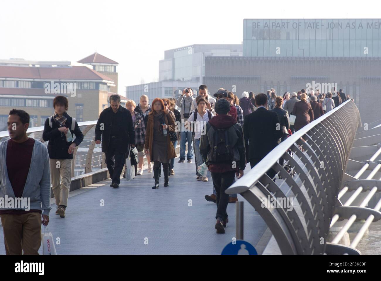 The Millenium Bridge over the Thames, London EC4 to SE1, England ...