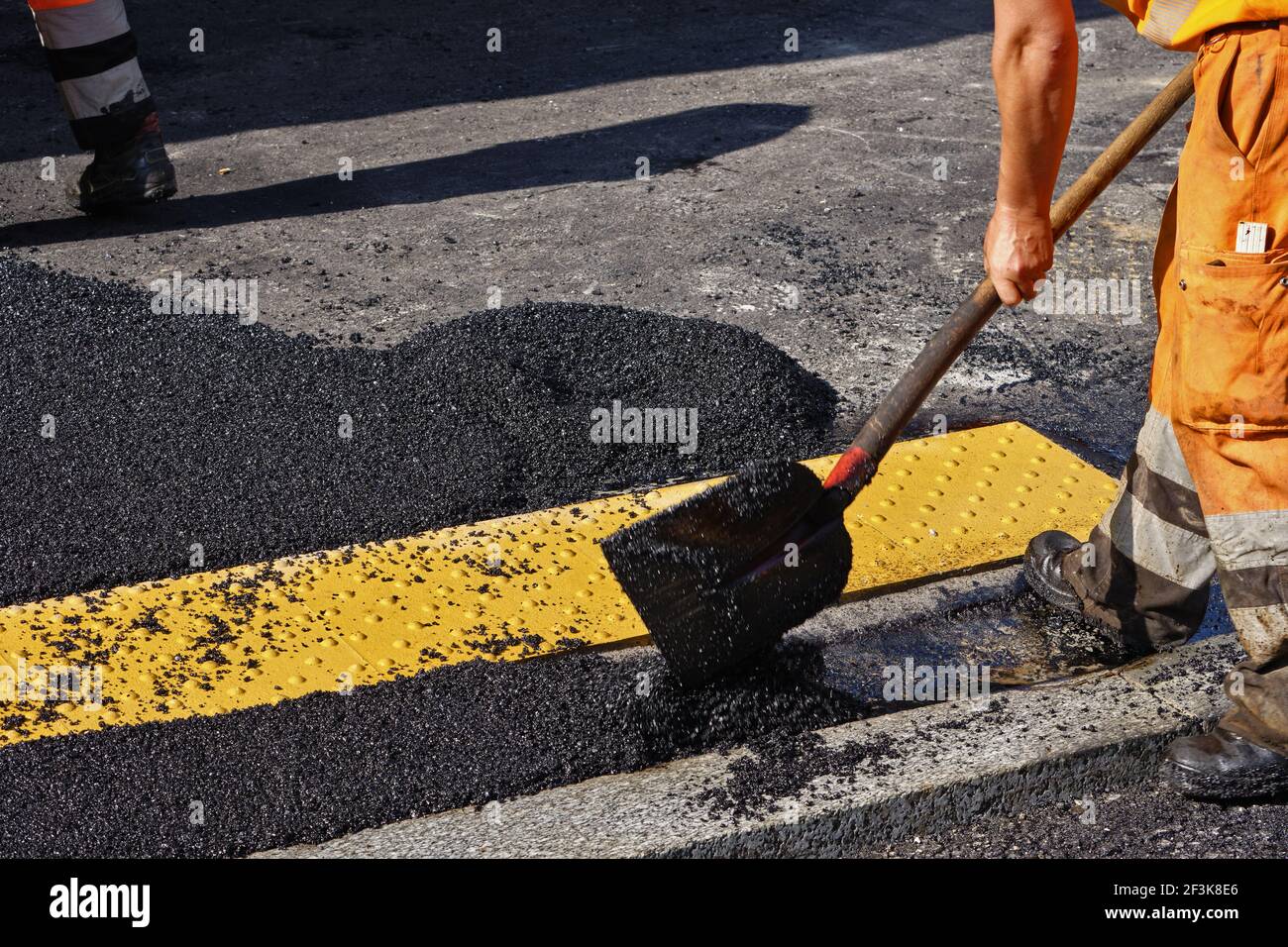 Paving the road with porous asphalt for traffic noise reduction in ...