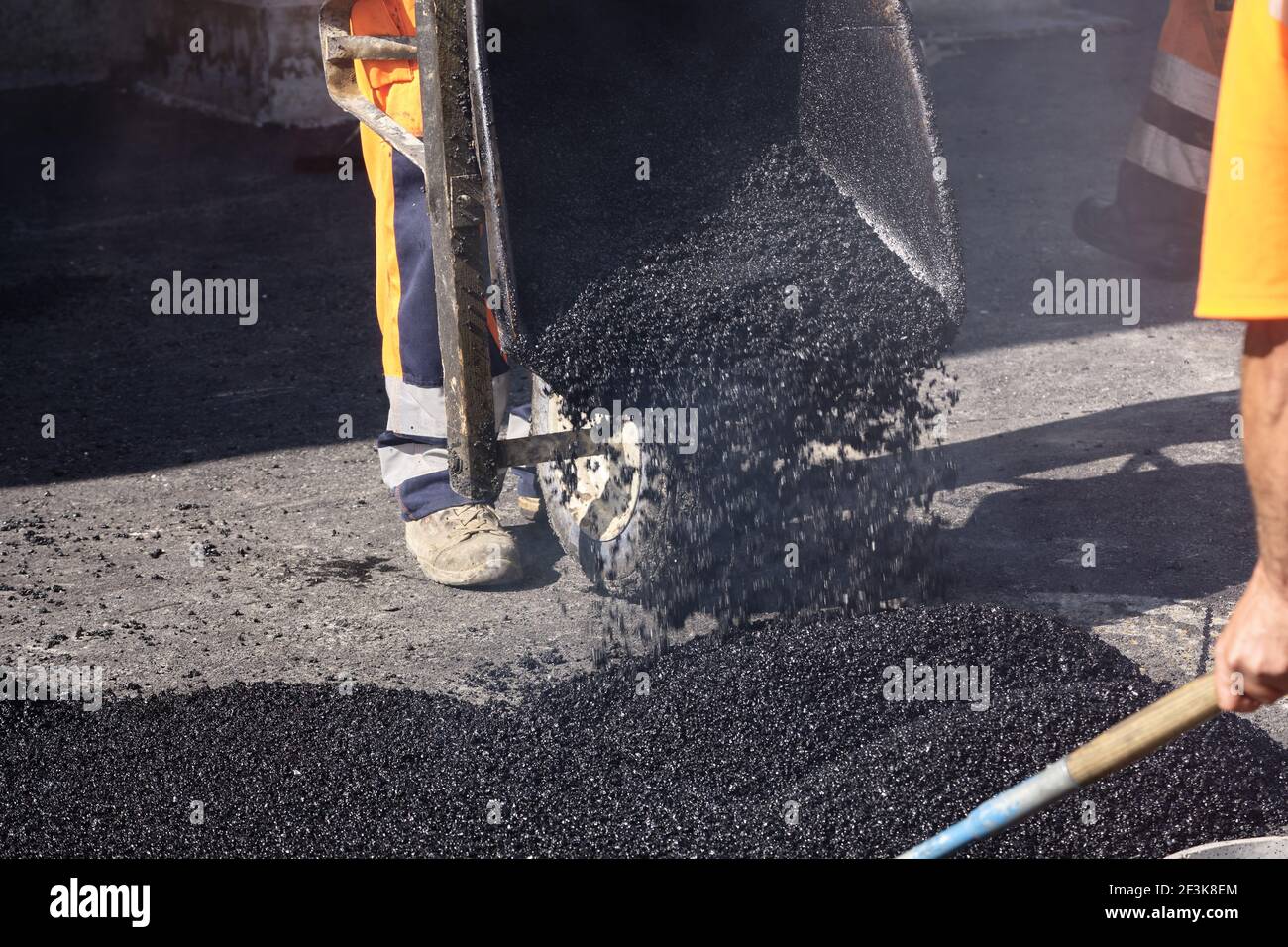 Paving the road with porous asphalt for traffic noise reduction in ...