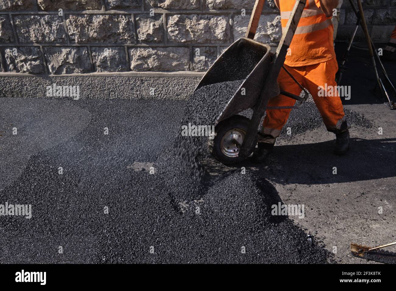 Paving the road with porous asphalt for traffic noise reduction in ...