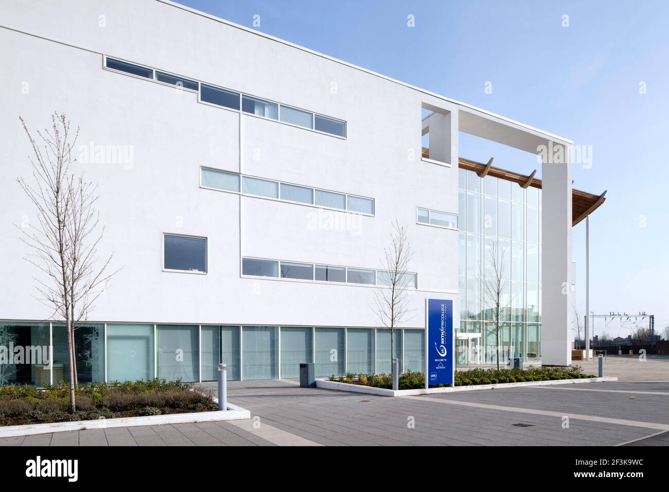Front Elevation - Stoke on Trent College - 6th Form Centre Stock Photo ...