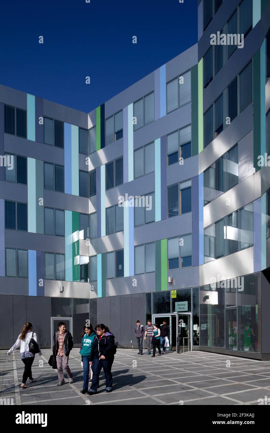 Sheffield university jessop building hi-res stock photography and ...