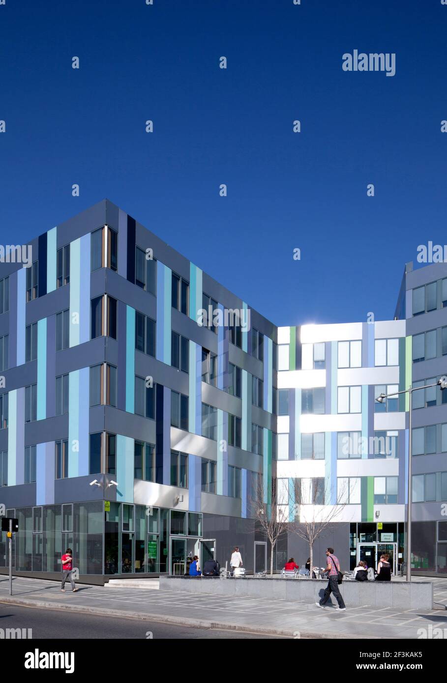 Sheffield university jessop building hi-res stock photography and ...