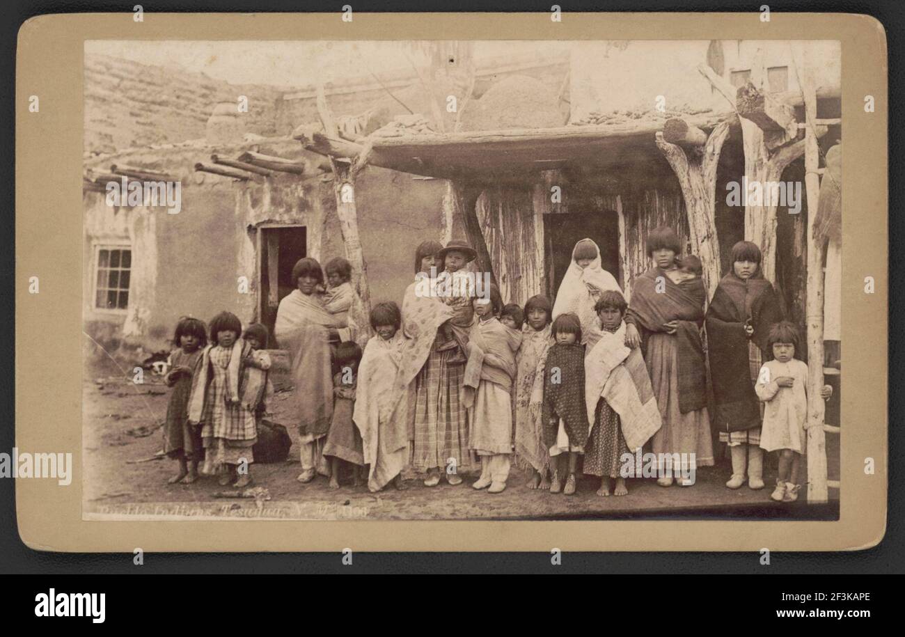 Pueblo e hi-res stock photography and images - Alamy