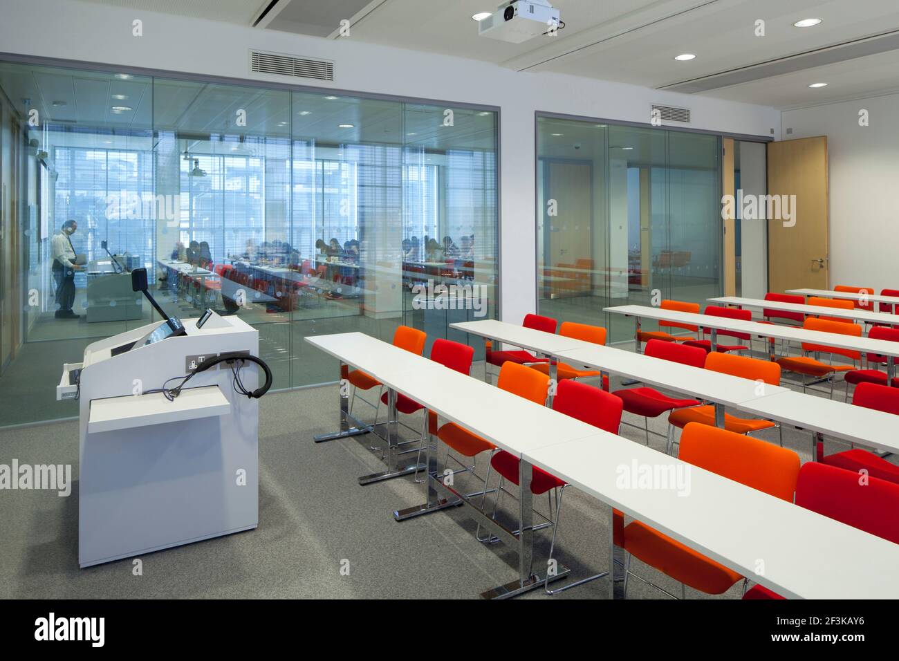 Nottingham Trent University, Arkwright and Newton Buildings - Seminar ...