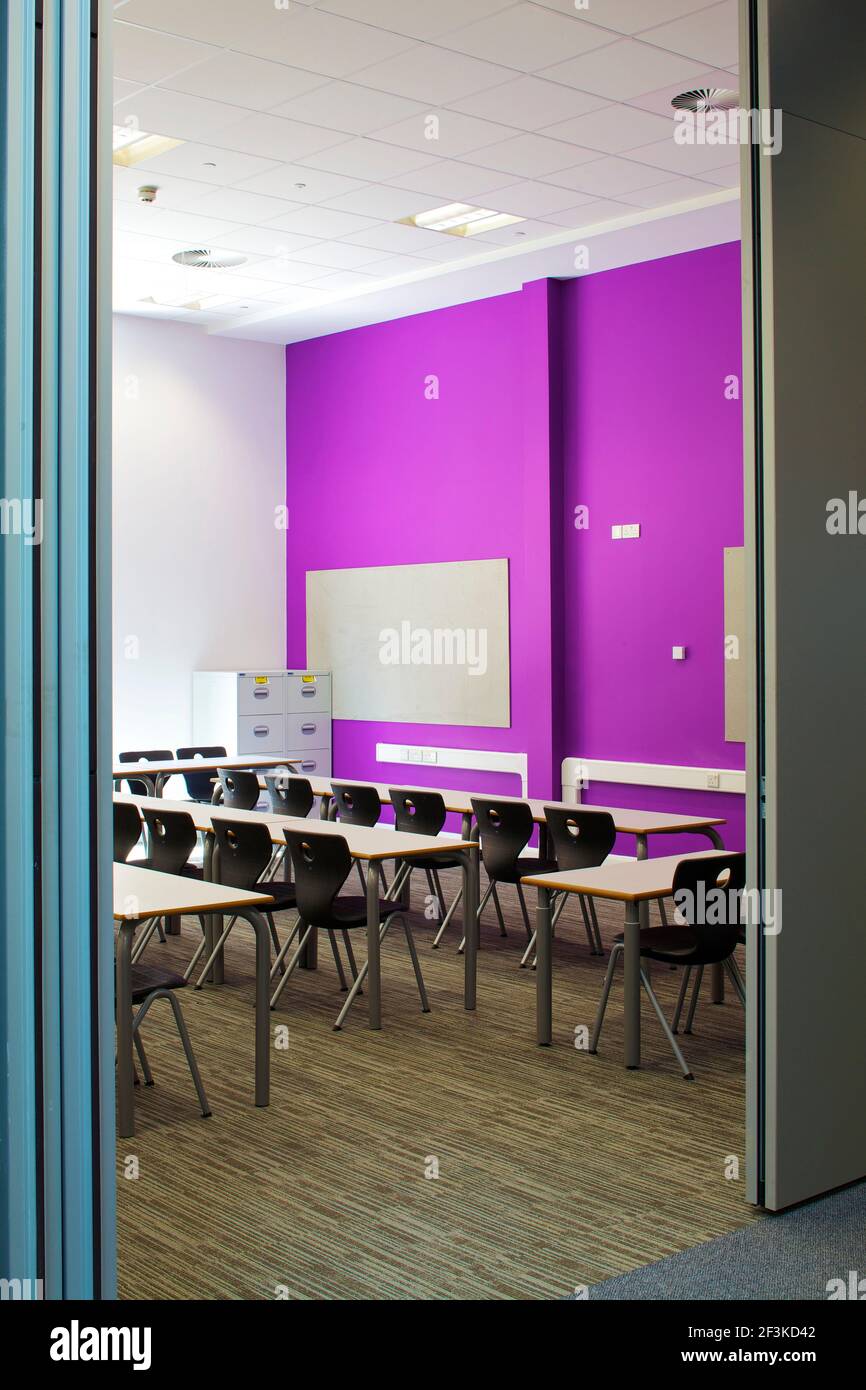 Oasis academy oldham hi-res stock photography and images - Alamy