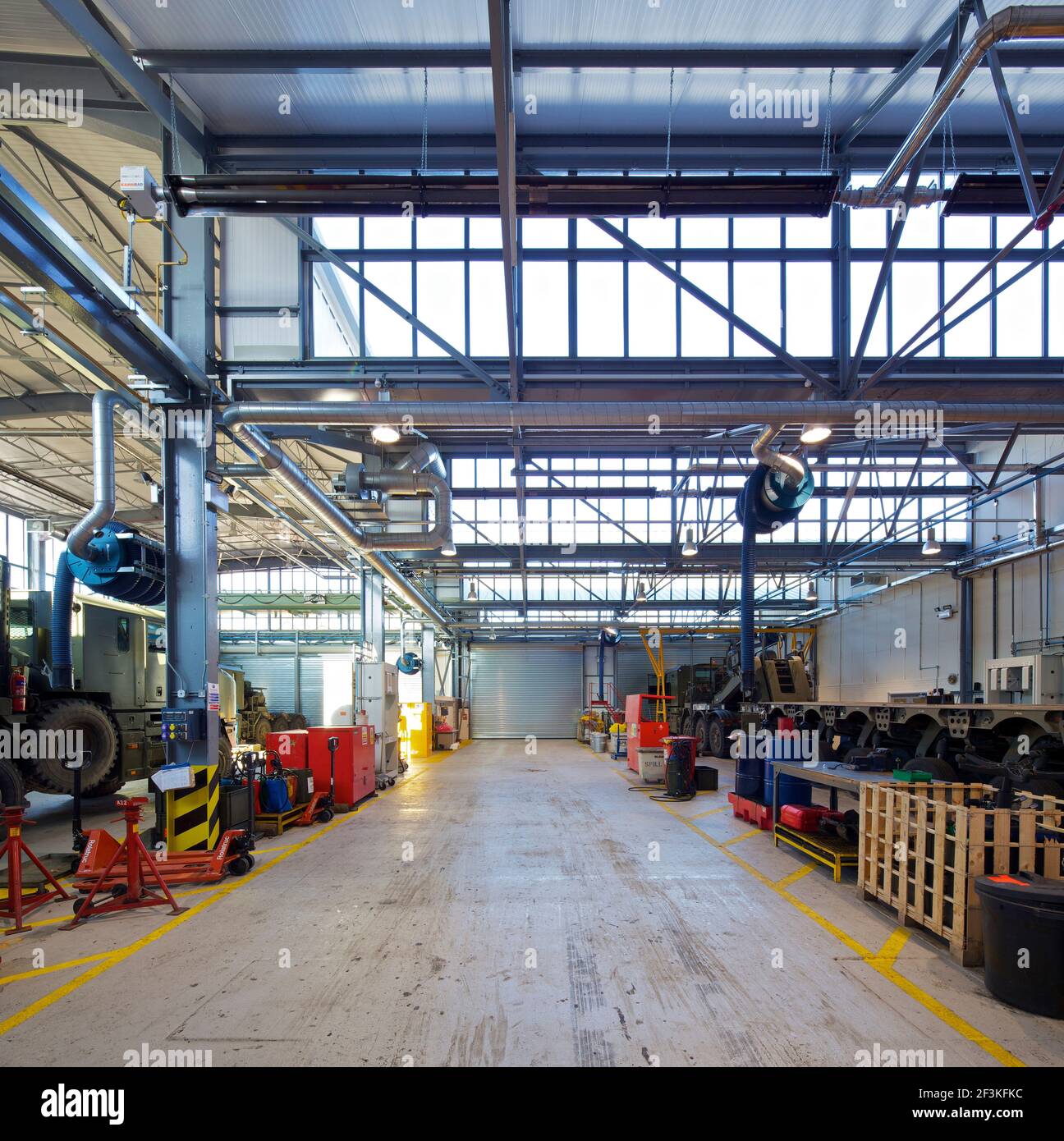 Bulford barracks hi-res stock photography and images - Alamy