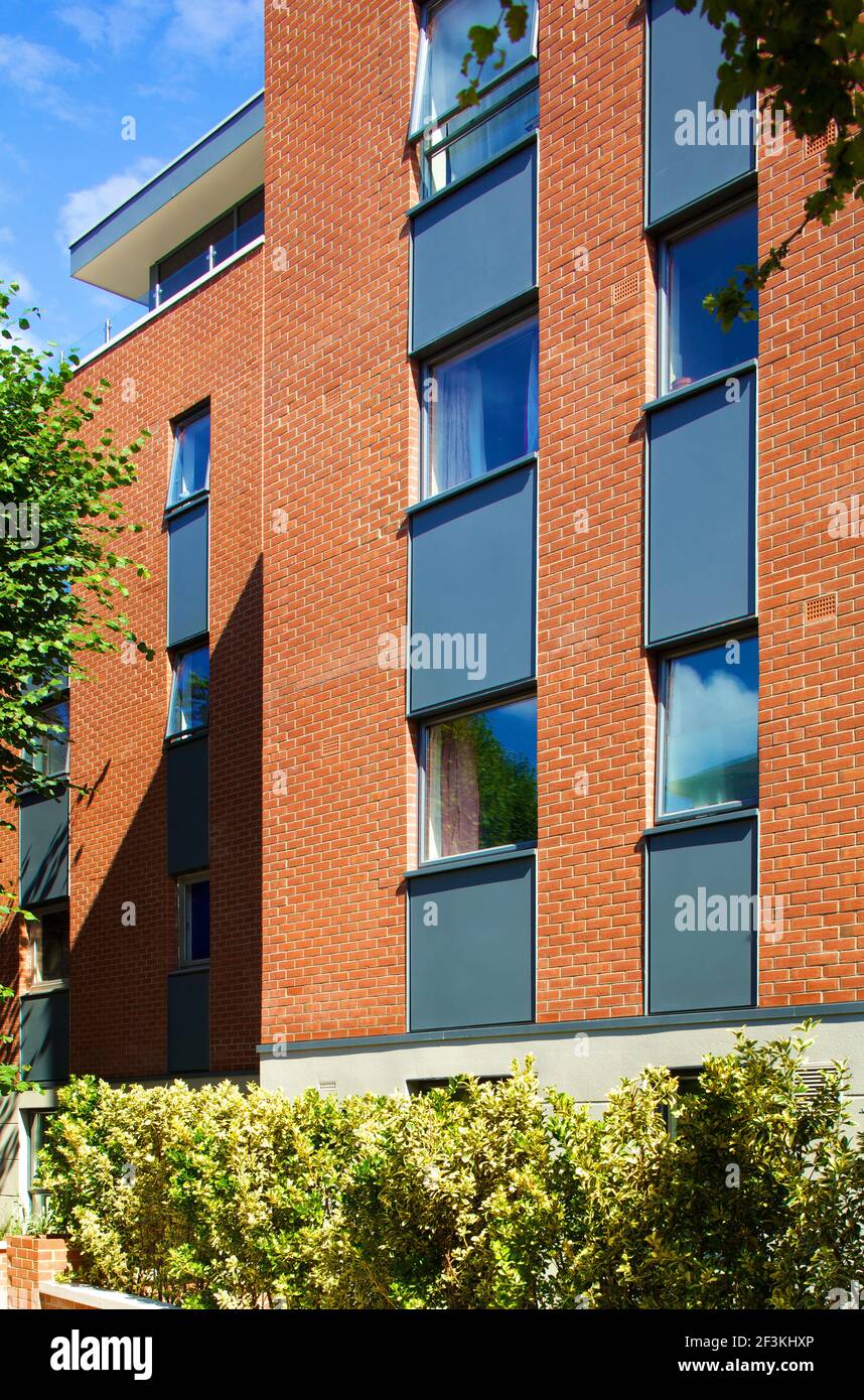 Lynne Court, Hampstead London. Refurbishment and re-cladding of Lynne ...