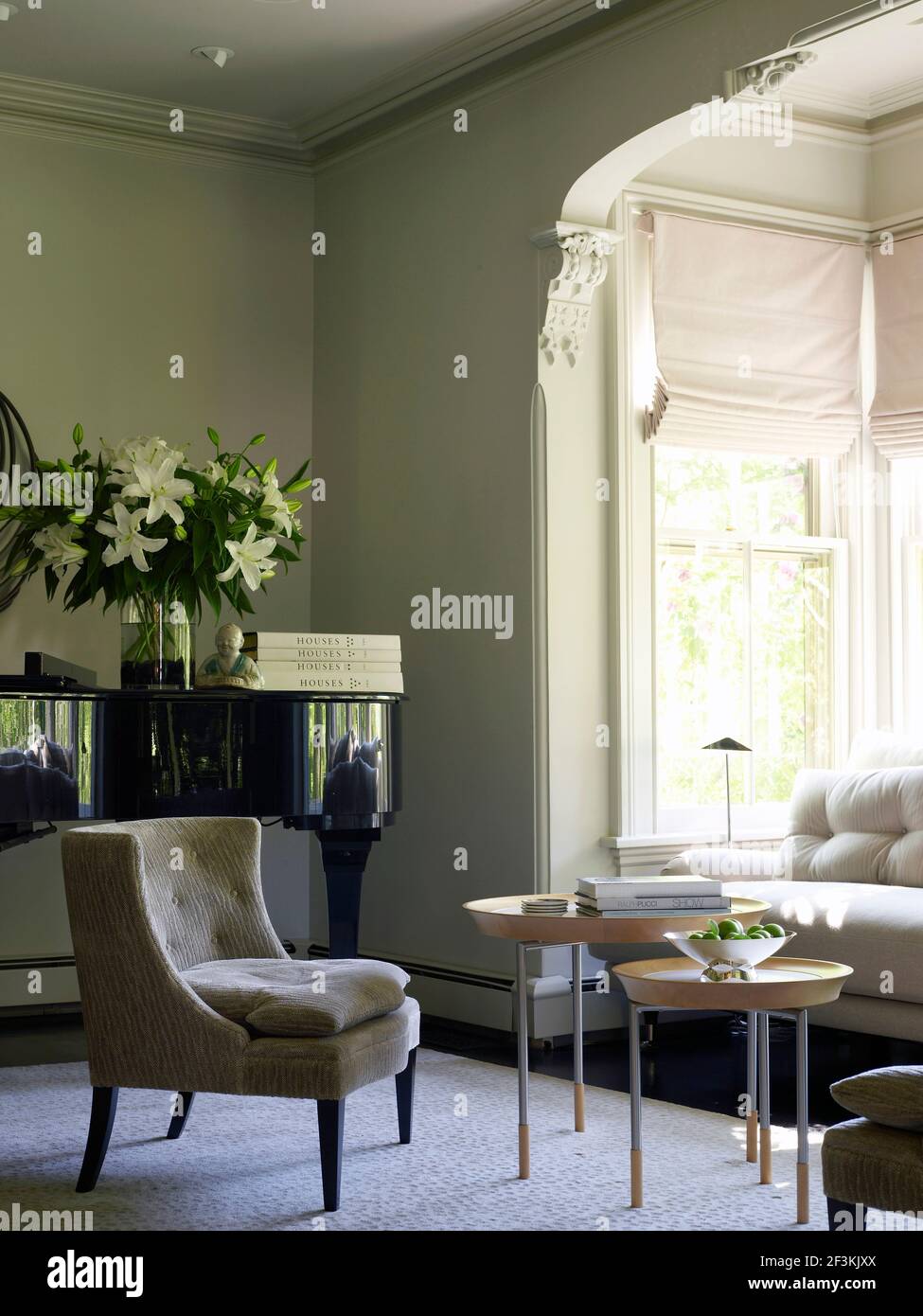 living room in Jane Dillon-designed contemporary home Stock Photo - Alamy