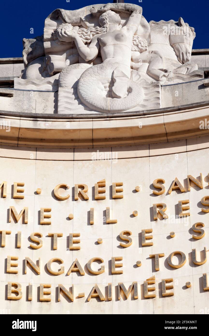 Sculpted ornamentation and gold inscriptions of quotations by french ...