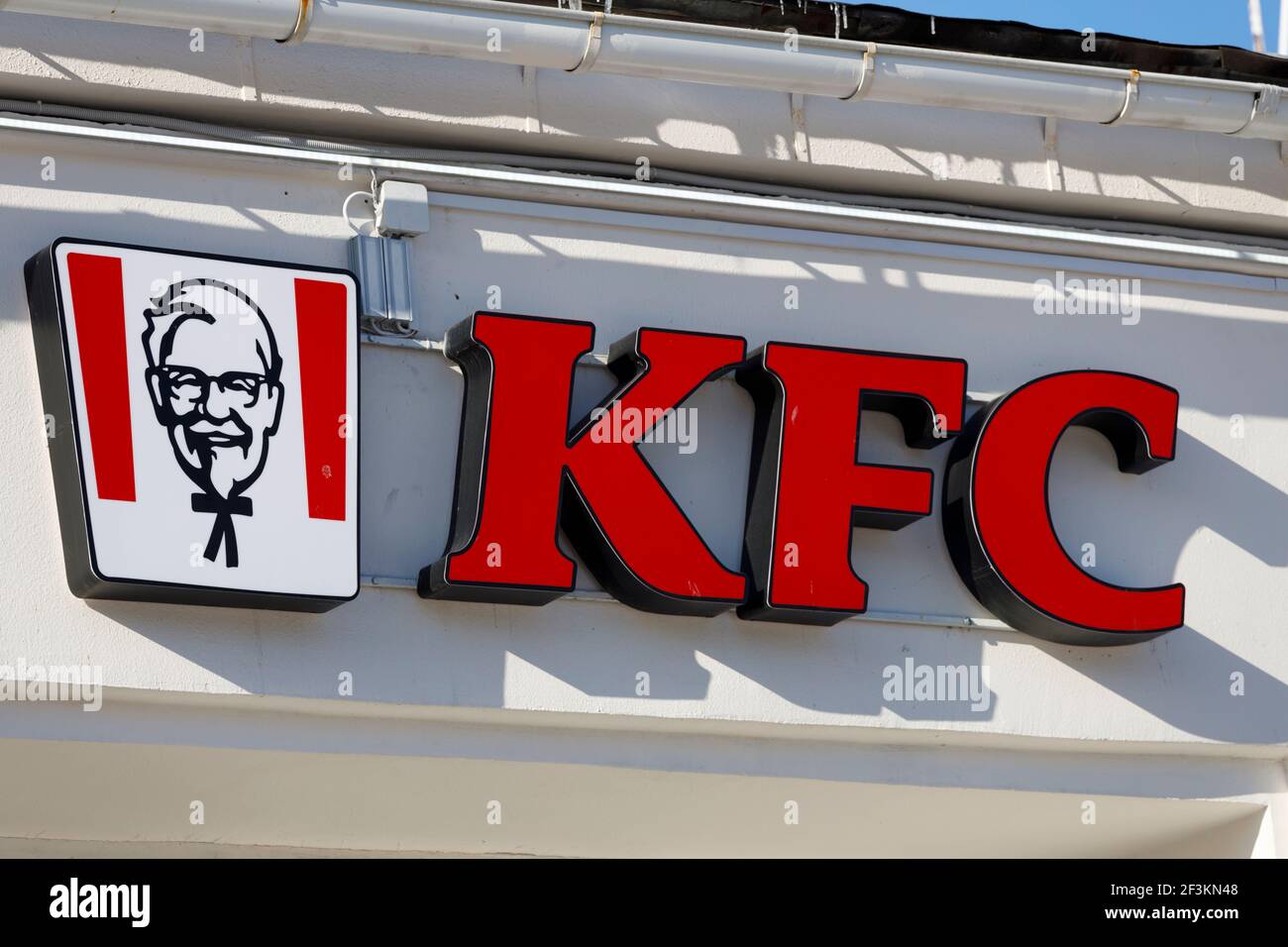 Kfc shop front hi-res stock photography and images - Alamy